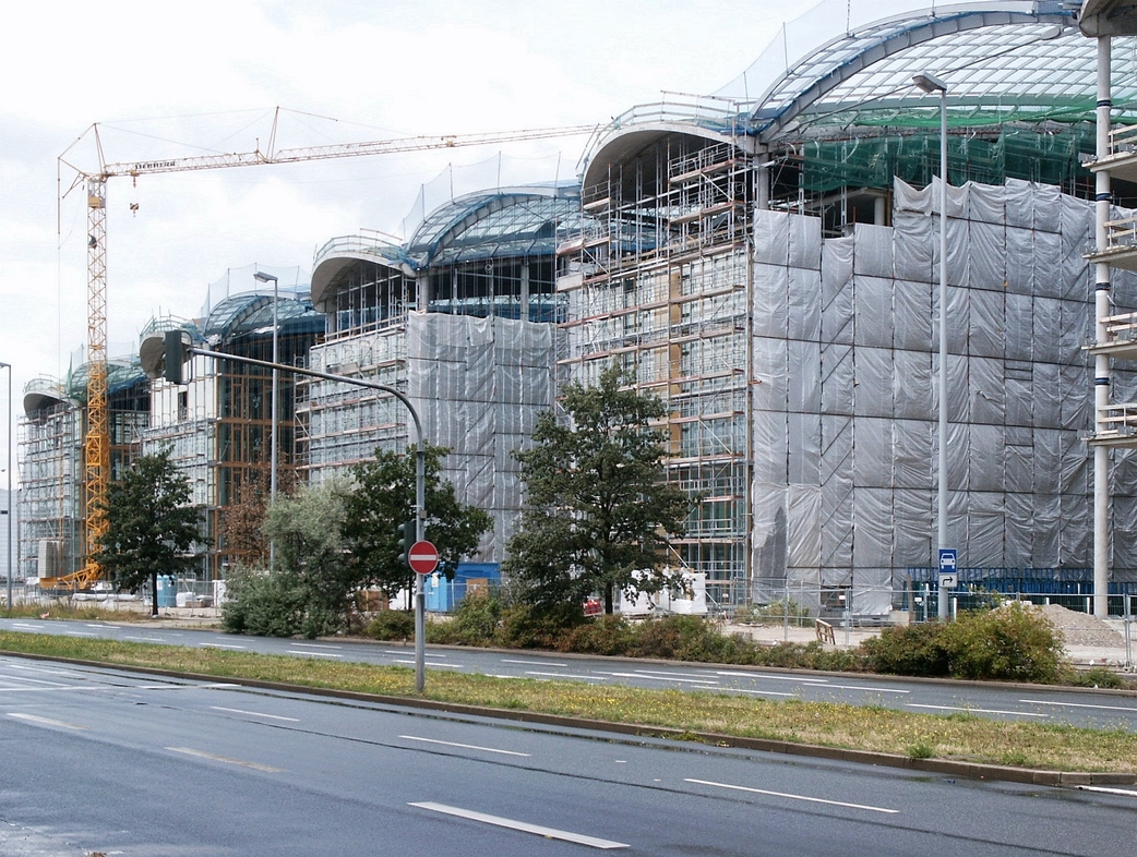 Lufthansa Aviation Center (2006) & Konferenzzentrum (in Bau ...
